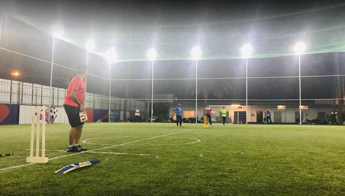 Golden Leg, Koramangala, Bengaluru - Playo